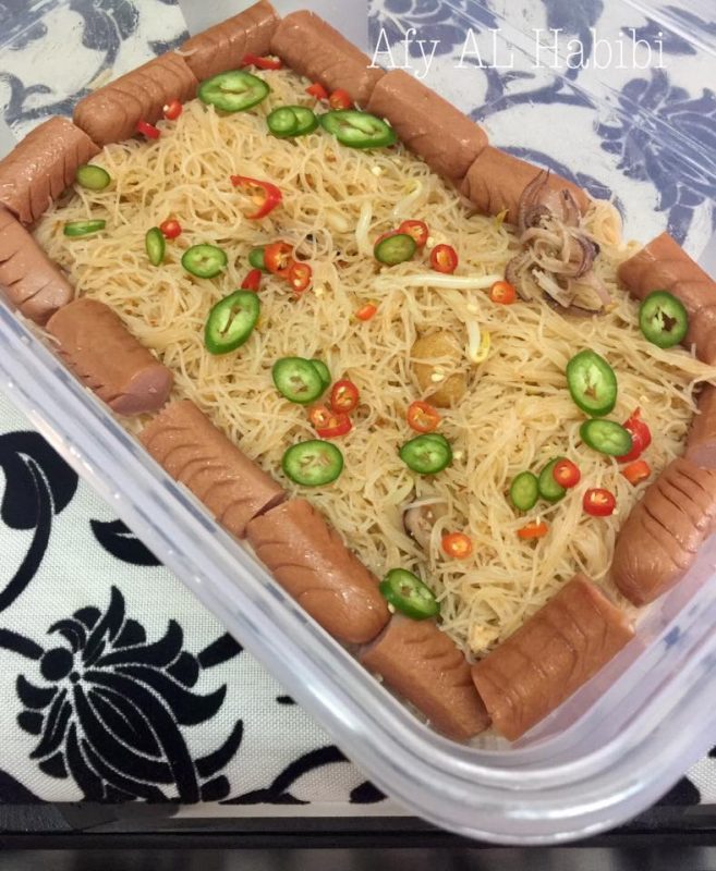 Step By Step Resipi Bihun Goreng Cap Merak, Sedap Dan Cantik Kejadiannya!