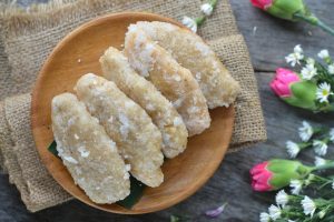 Koleksi Resipi Kuih Tradisional Paling Popular & Sedap!