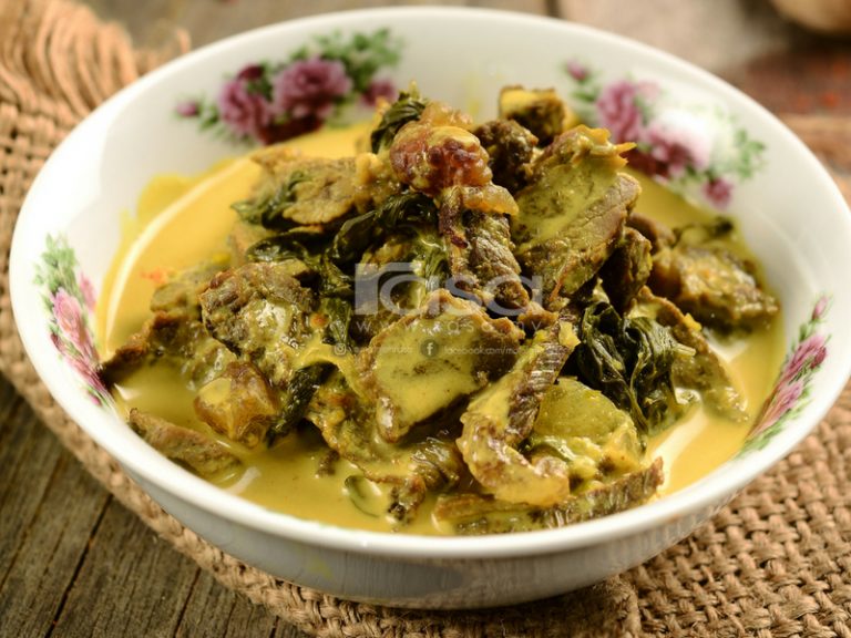 Tak Rugi Buat Opor Daging Pahang Ni, Sedap Sungguh.