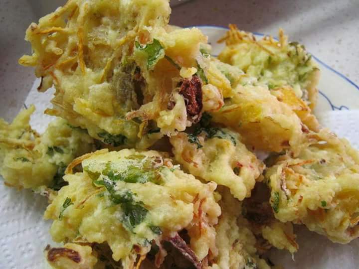 Koleksi Resipi Cucur Viral Yang Popular, Sedap Dan Mudah Untuk Disediakan.