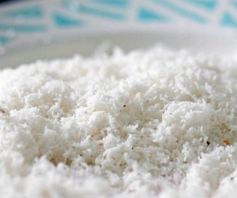 Petua Nak Simpan Kelapa Parut Biar Tahan Lama