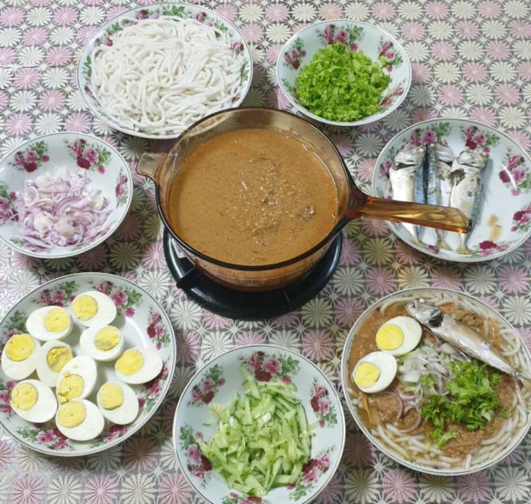Resipi Maggi Kari Tumis Sedap. Menu Paling Simple & Cepat Masak.