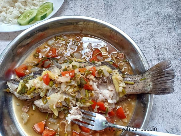 Rasa Pedas Pahit Manja Ikan Gerut Masak Lemak Cili Api Campur Peria