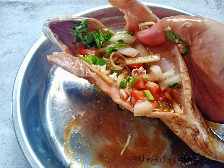 Rasa Pedas Pahit Manja Ikan Gerut Masak Lemak Cili Api Campur Peria