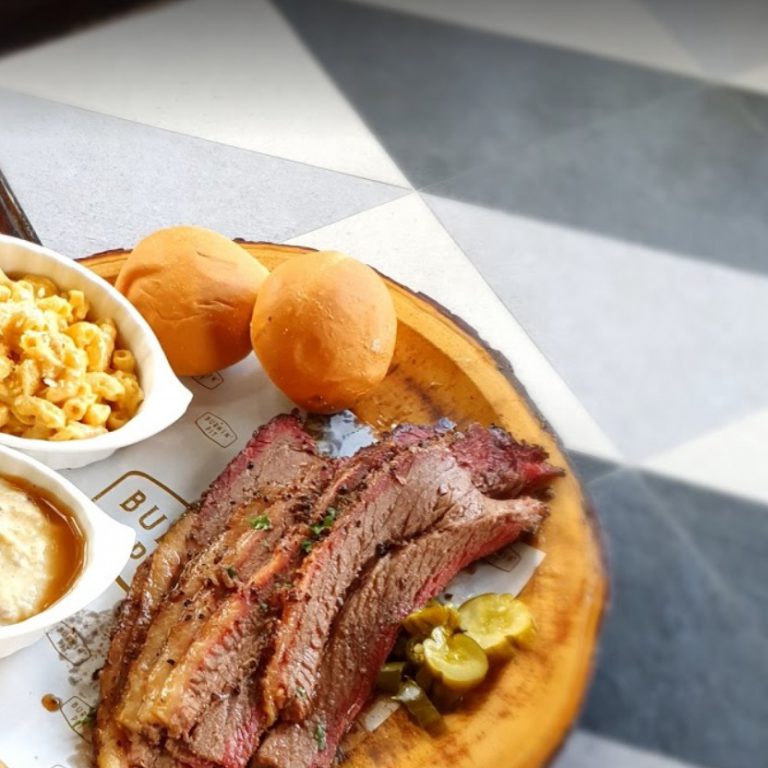 Daging Brisket Lembut & Juicy Hanya Di Burnin ’Pit