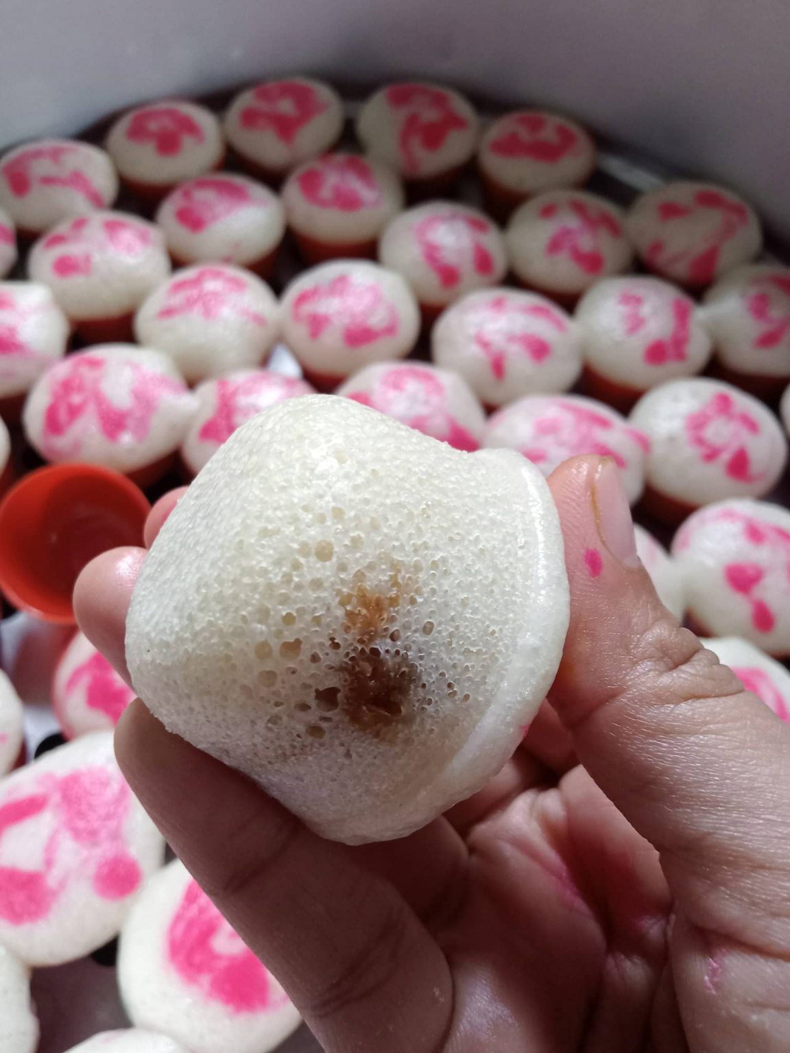 Resipi Mudah, Apam Solo Berintikan Kacang Merah Di Dalamnya