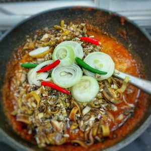 Rasa Pedas Pahit Manja Ikan Gerut Masak Lemak Cili Api Campur Peria