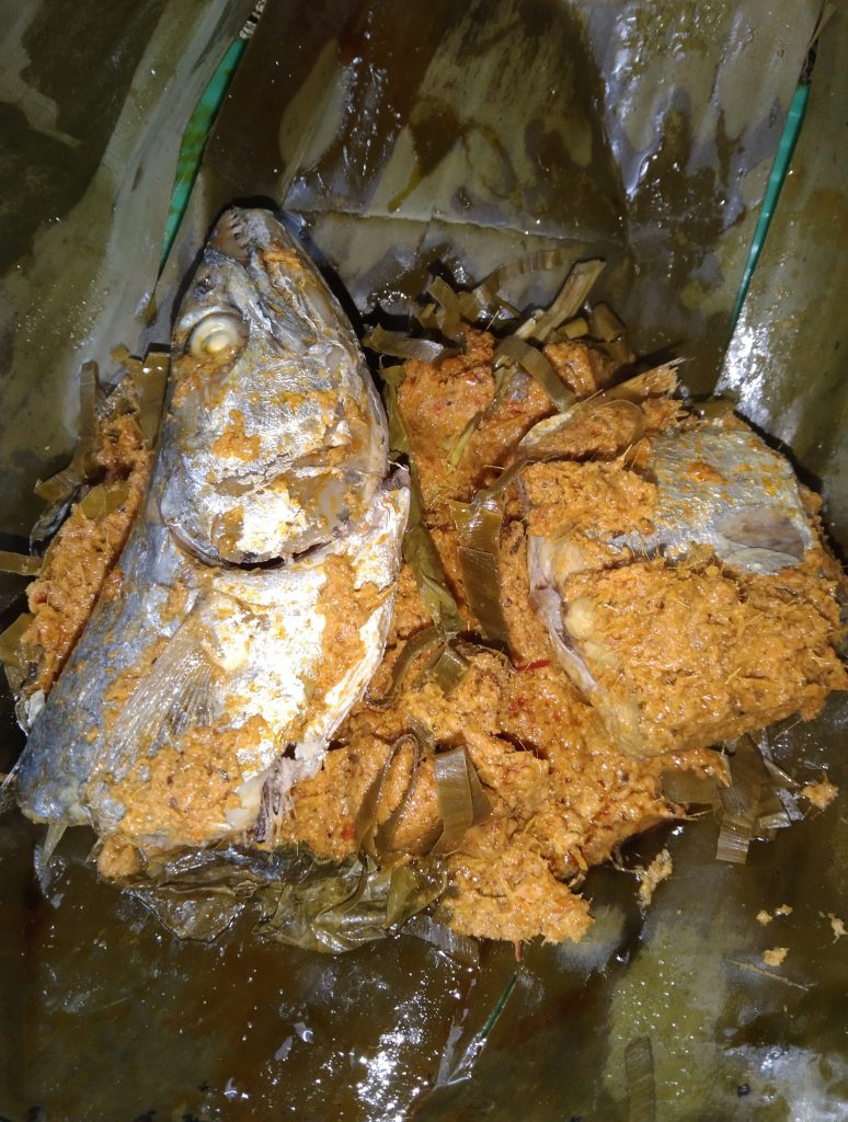 Buat Sendiri Botok-Botok Johor Yang Sedap, Ini Cara Paling Senang