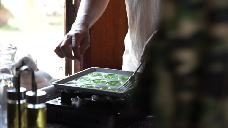 Ali Masdo & Ibu Kongsi Resipi Mee Bandung & Kuih Cara Bergula Nostalgia ...