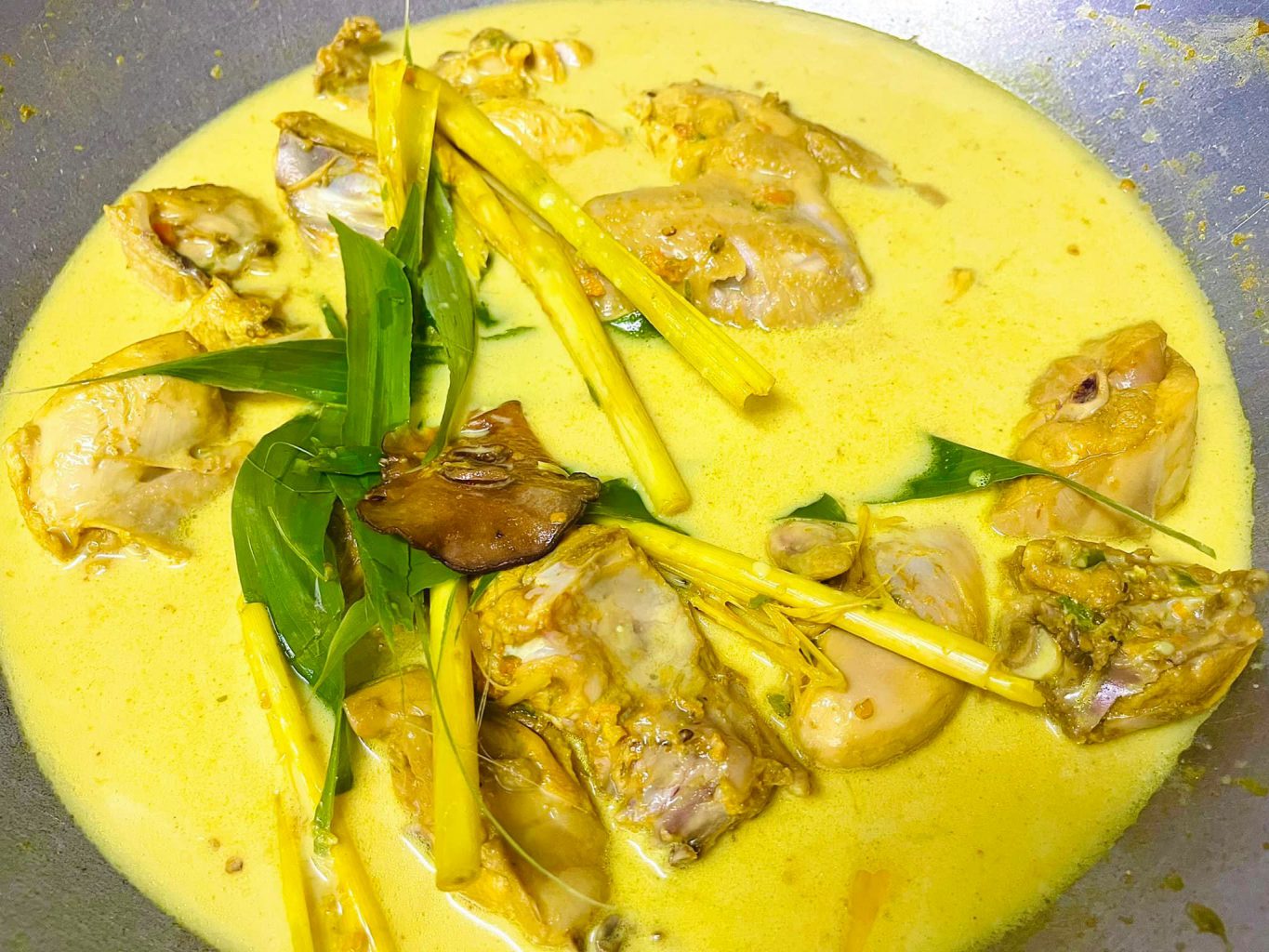 Resipi Gulai Nangka Muda & Ayam Masak Lemak Cili Api, Ini Cara Buatnya