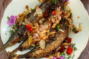 Rasa Pedas Pahit Manja Ikan Gerut Masak Lemak Cili Api Campur Peria