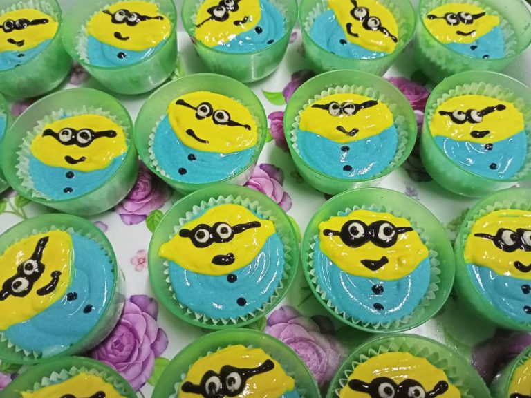 Cara Buat Kuih Seri Muka Guna Acuan Lompang.