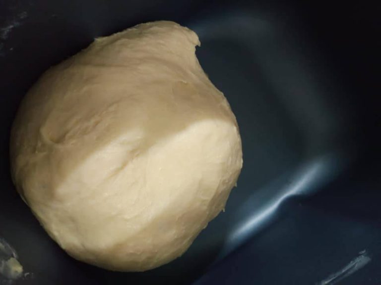 Cara Buat Pau Homemade Yang Mudah, Sedap & Gebu