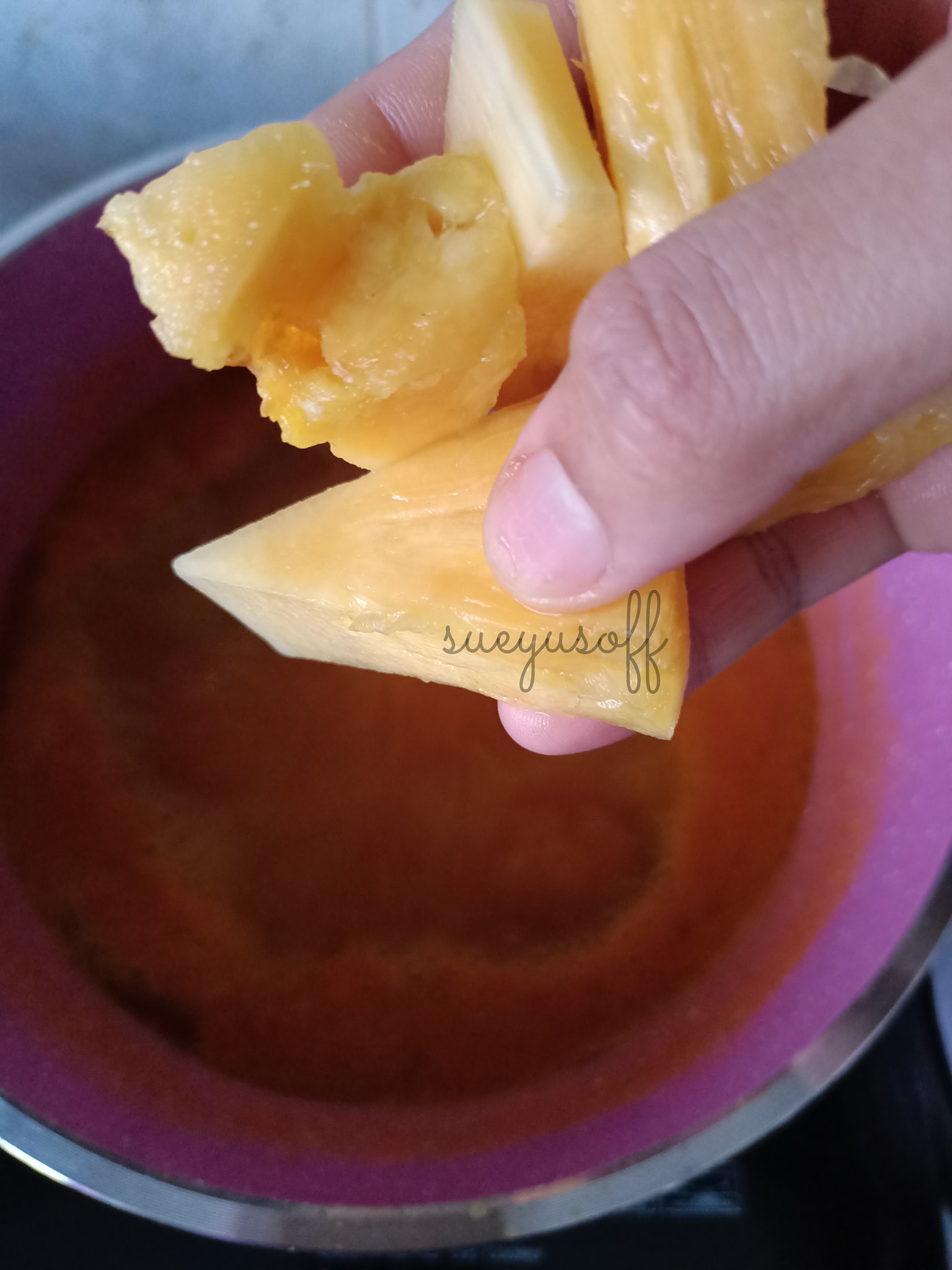 Jom Try Buat Ikan Kembung Rebus Air Asam, Memang Syok!