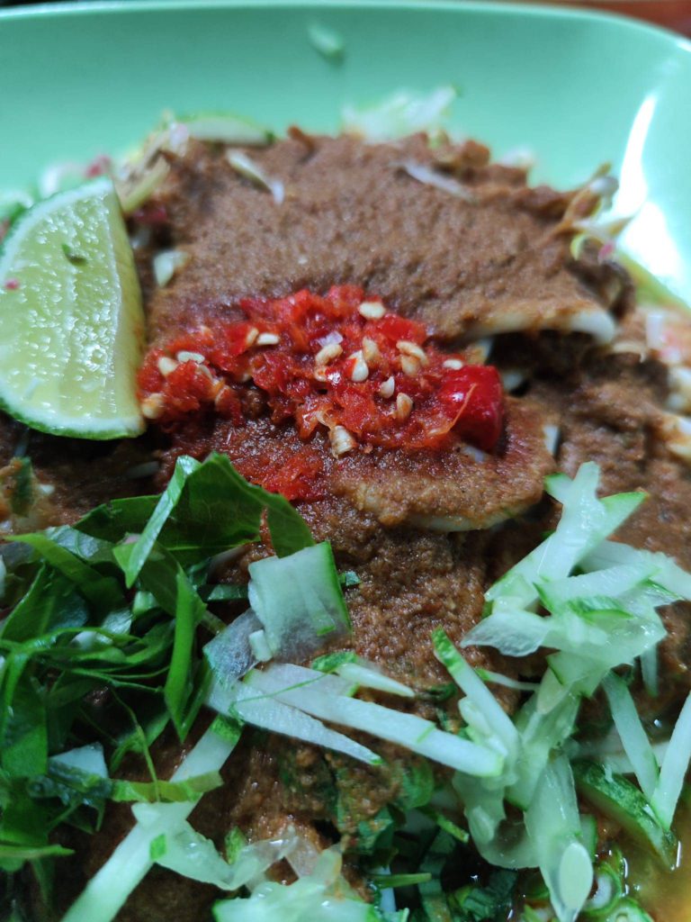 Cara Lengkap Masak Laksa Kuah Merah Terengganu