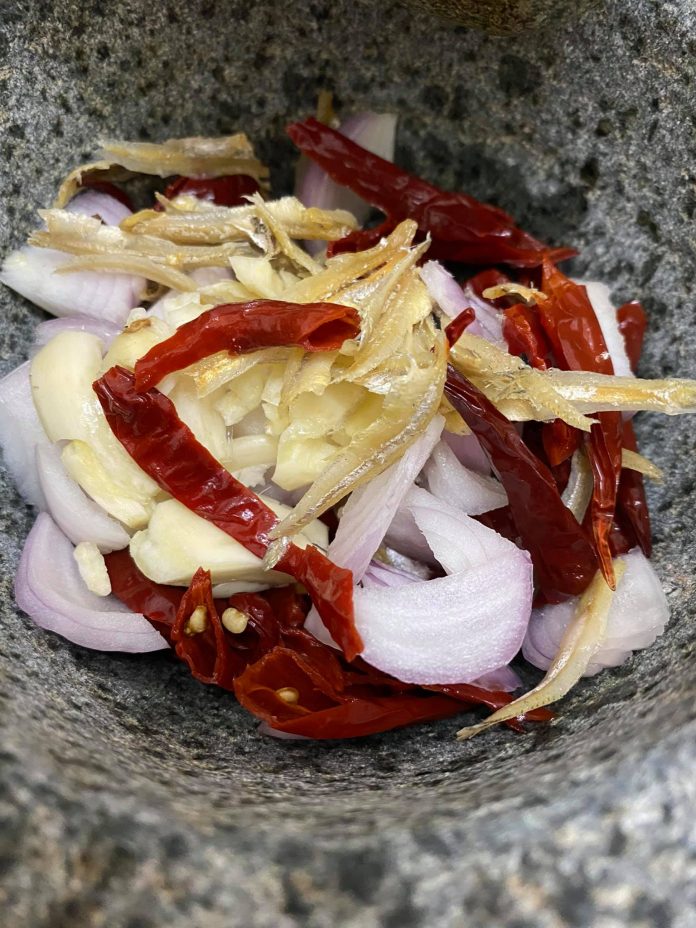 Nasi Goreng Cili Kering: Resipi Mudah & Sedap Orang Dulu-Dulu Yang ...