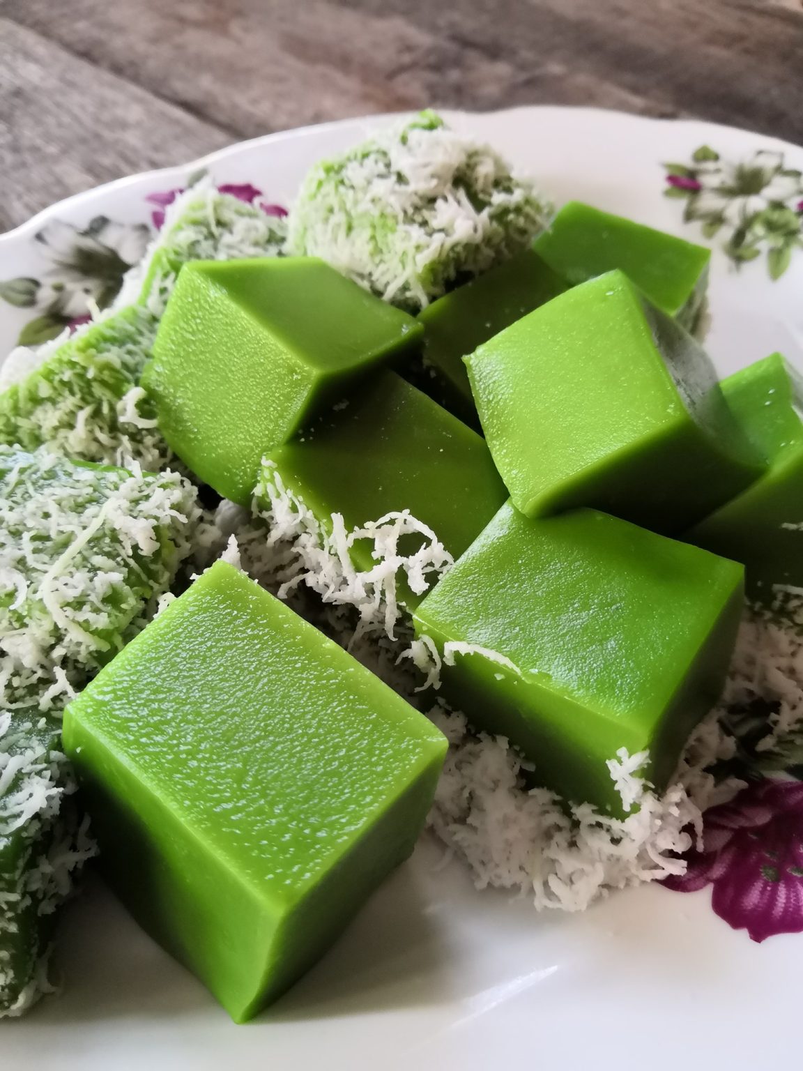 Resipi Kaswi Pandan Lemak Manis Bergedik. Memang Sedap.