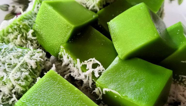 Resipi Kaswi Pandan Lemak Manis Bergedik. Memang Sedap.