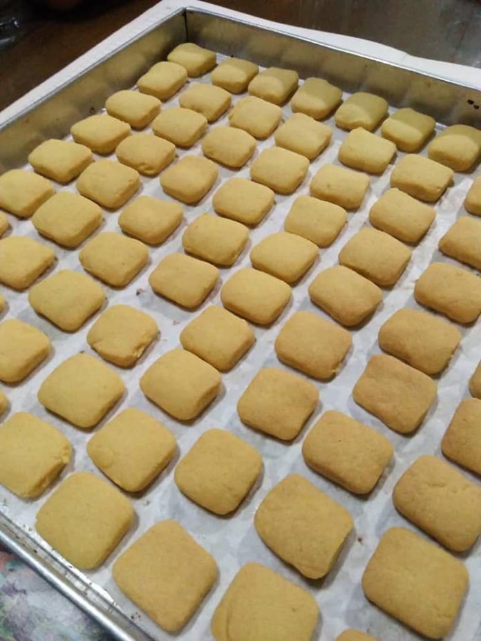 Resipi Biskut Semperit Susu Paling Mudah. Hanya Guna 4 Bahan.