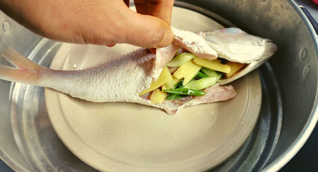 Resipi Ikan Stim Chinese Style Gerenti Sedap