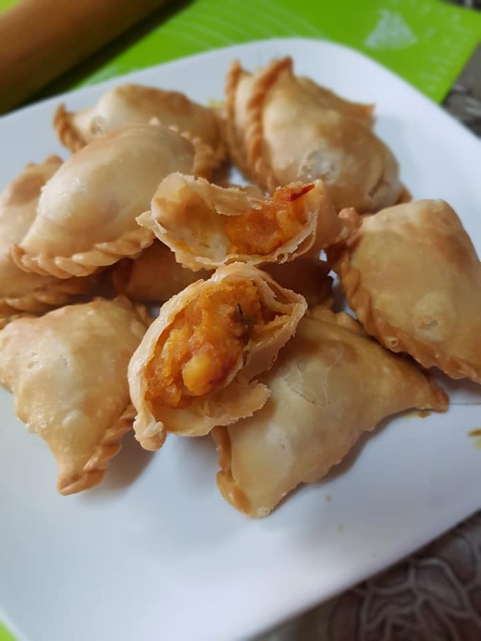 Inti Sedap, Kulit Rangup. Kak Ros Kongsi Resipi Karipap Daging Paling Best