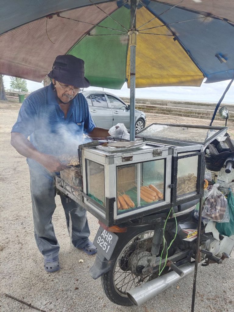Resipi Lokching @ Sate Ikan Homemade. Snek Orang Kelantan Paling Sedap!