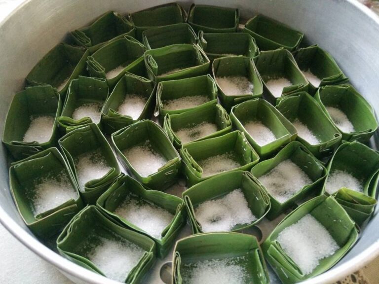 Resipi Kuih Nona Manis Sedap Berlemak, Licin & Cantik Bila Keluar Dari ...