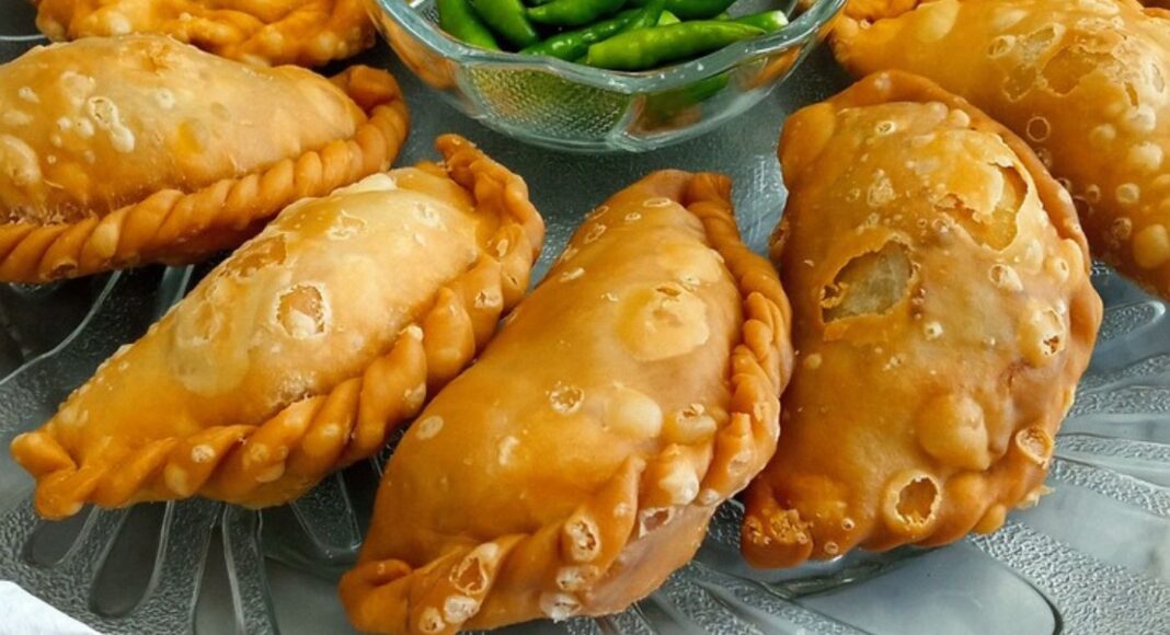 Resipi Step By Step Buat Karipap Pusing Sedap Yang Gerenti Jadi.
