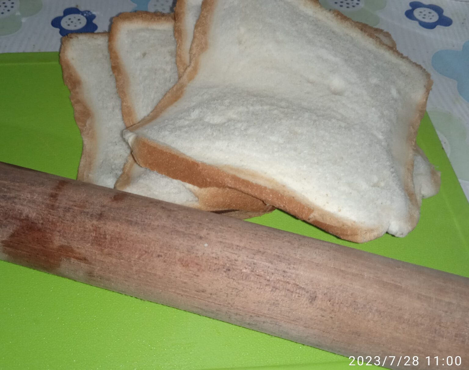 Resipi & Cara-Cara Membuat Roti Paun Manis.