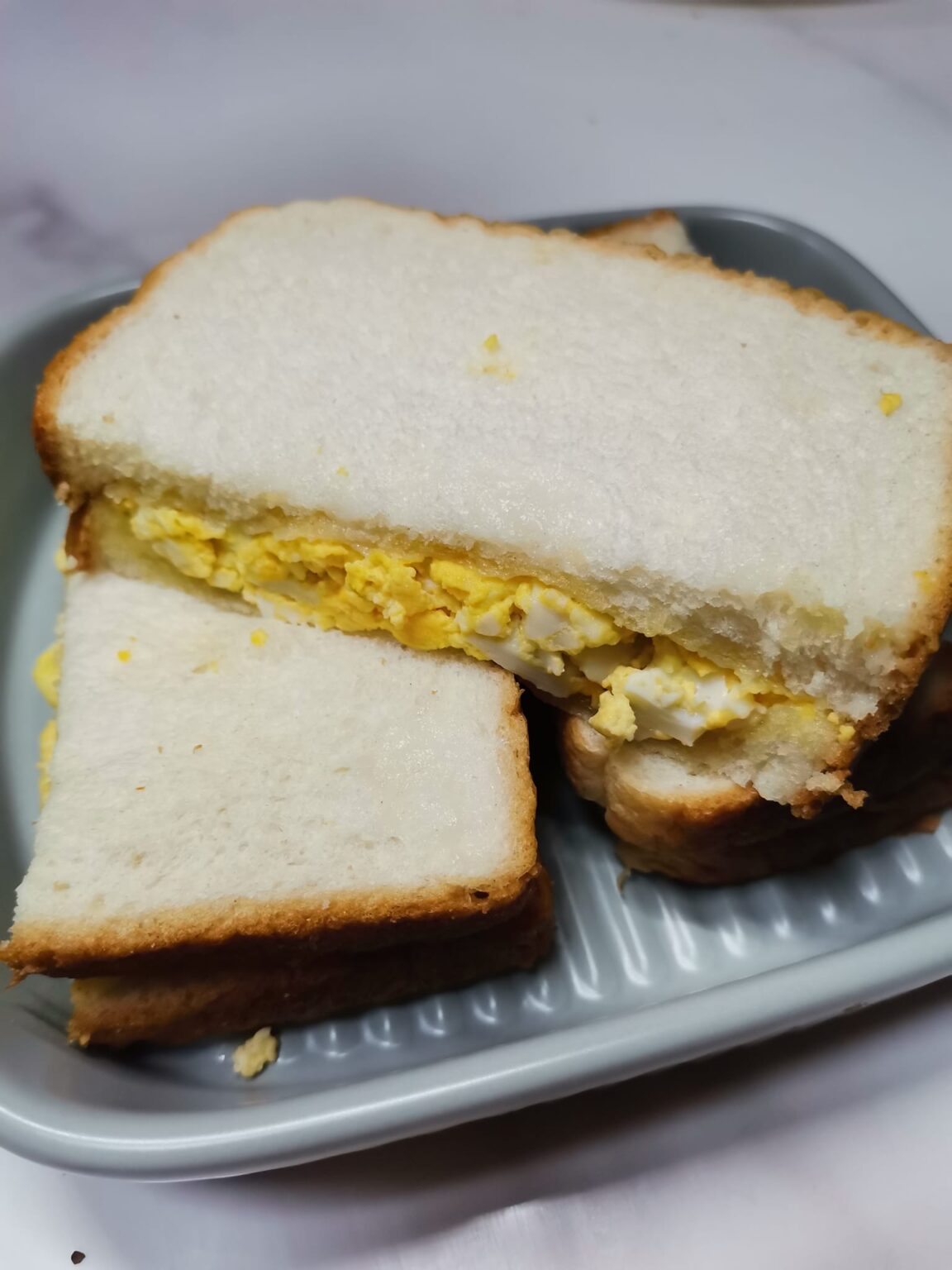 Cara Masak Roti Telur Sardin Sedap Guna Roti Sandwic.