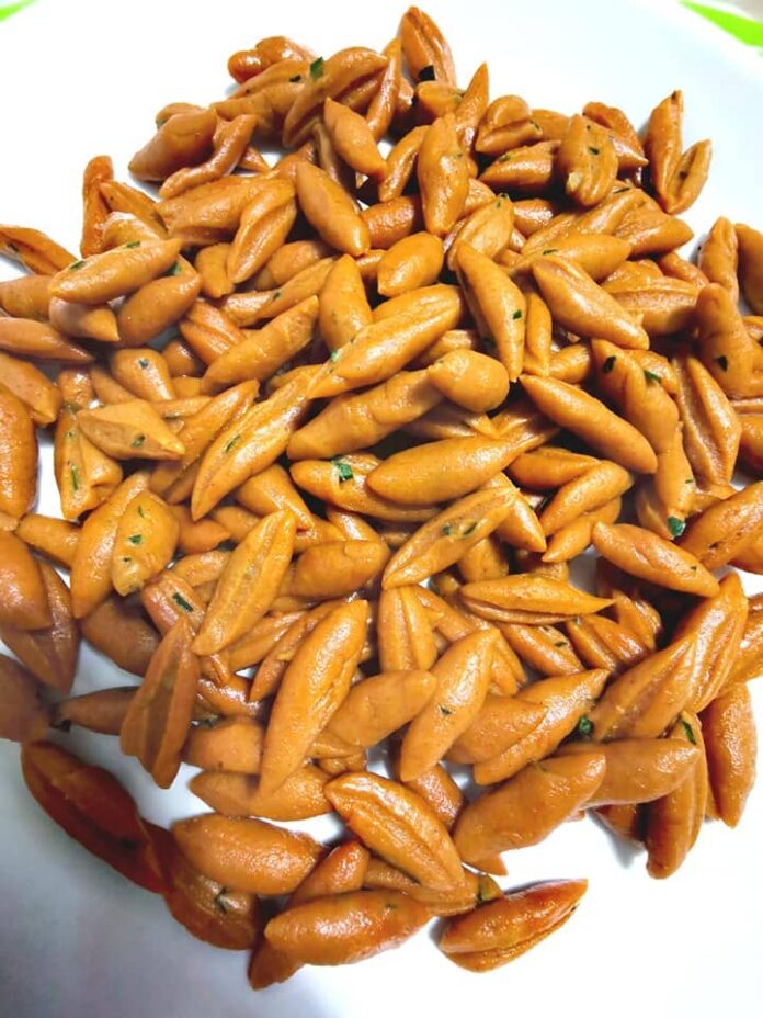 Cara Buat Kuih Gunting Yang Sedap, Ralit Makan. Guna Tip Ini Supaya ...