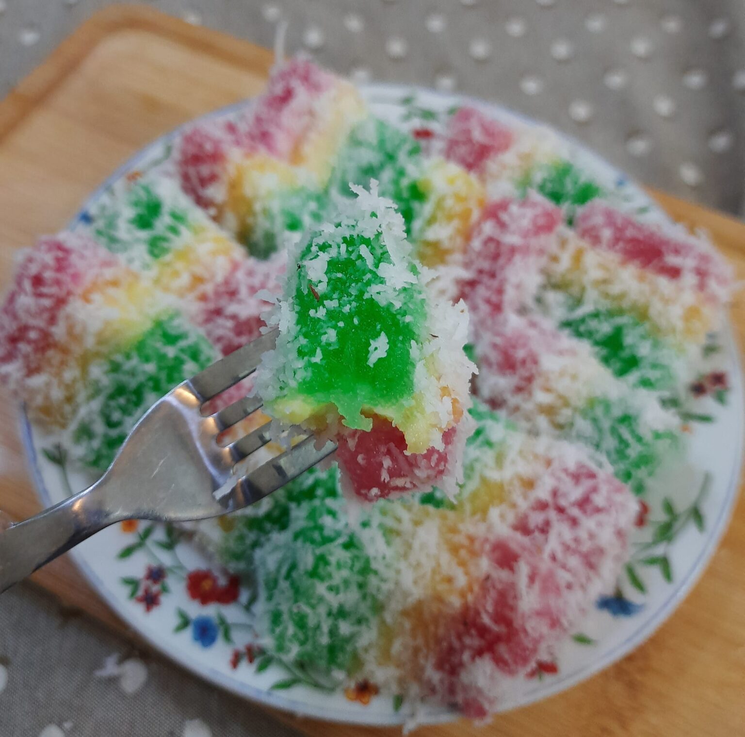 Resipi Talam Ubi Kanda Yang Sedap & Cantik