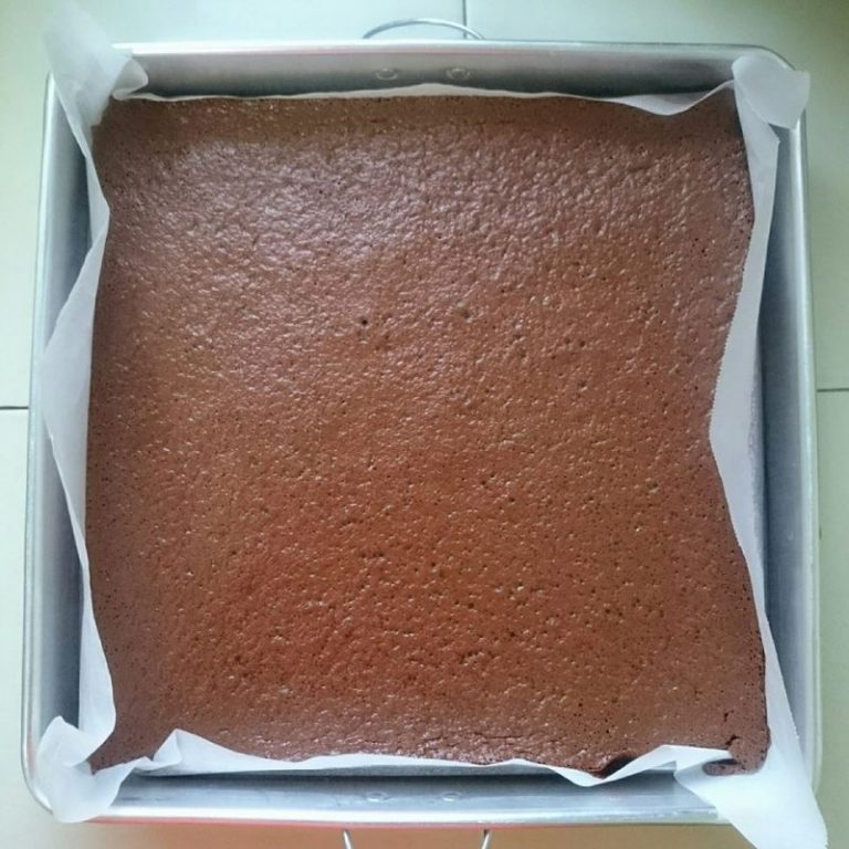 Resipi Kek Milo 3 Bahan Tak Guna Tepung. Mudah & Memang Sedap.
