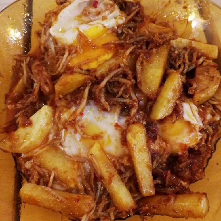 Resipi Sambal Pecah Telur Bilis Garing Kentang Mudah Buat And Sedap