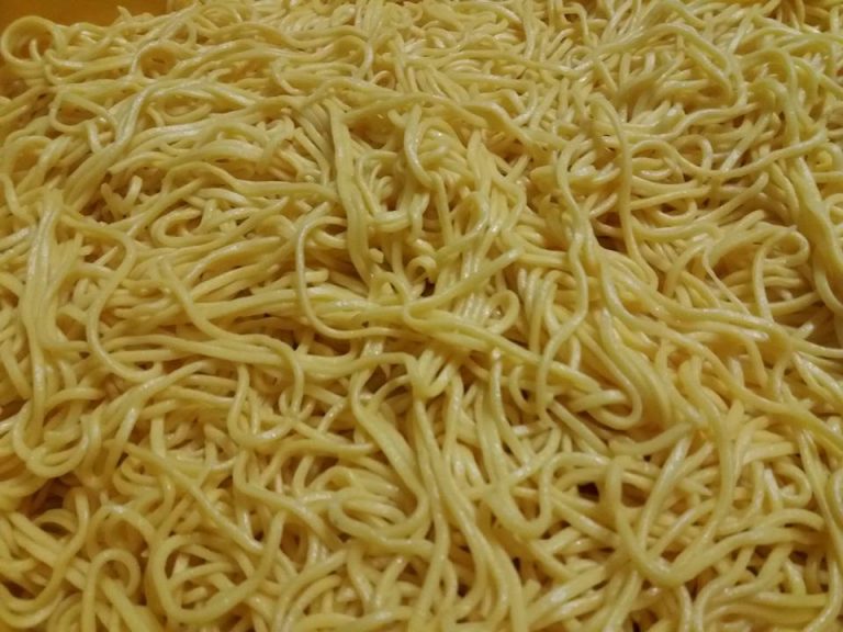 Cara-Cara Buat Mi Kuning Tanpa Kapur & Bahan Pengawet.