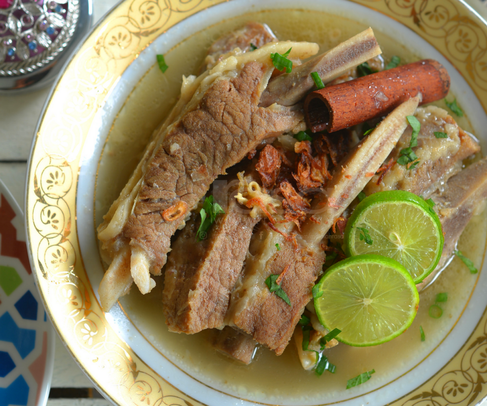 Koleksi Resipi Sup Mudah, Sedap & Guna Sup Bunjut Untuk Berbuka.