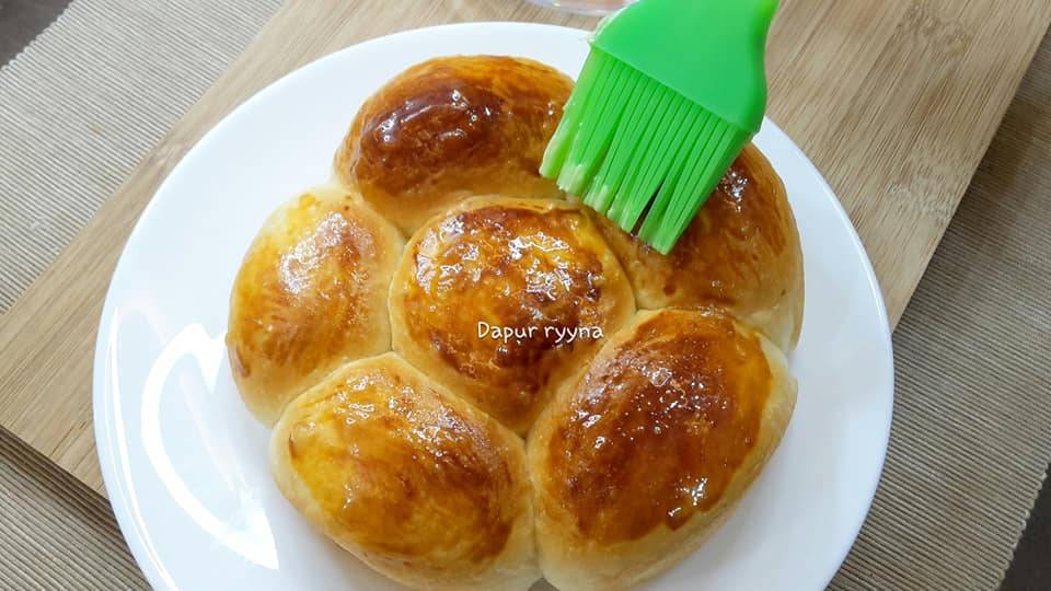 Uli Guna Tangan. Begini Cara Buat Roti Paung Terengganu Terlajak Lembut ...